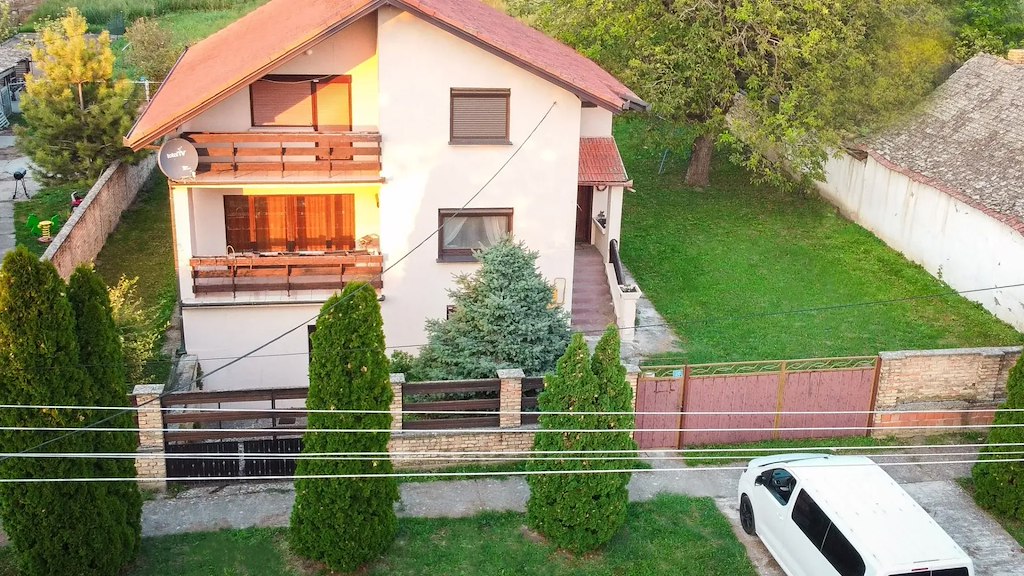 Prodaja, kuća, 260m², Čurug, Žabalj