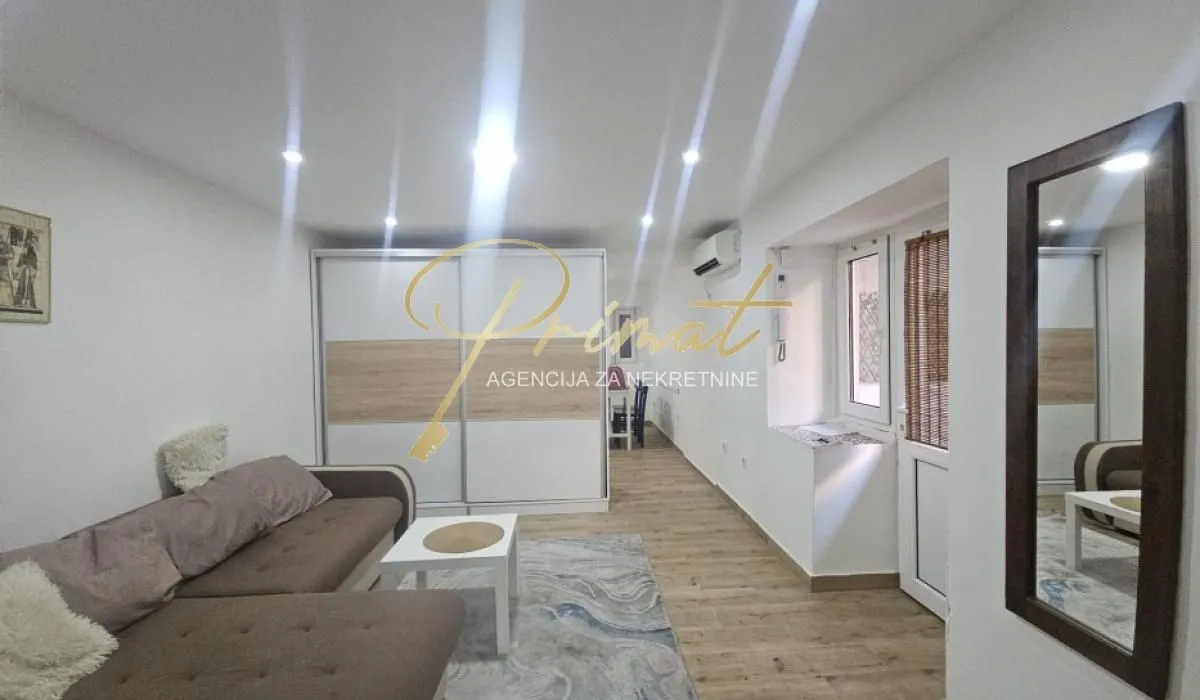 Prodaja, dvosoban stan, 37m², Stari Grad, Beograd