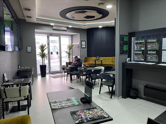 Lokal u Prizrenskoj sa Velikim Izlogom