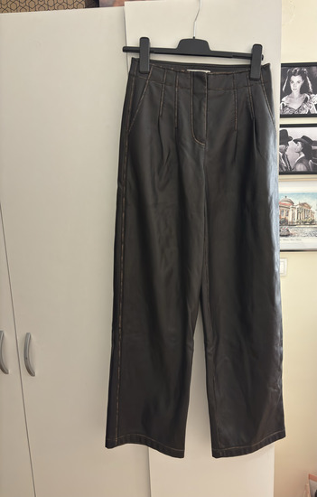 Reserved / kozne braon pantalone M