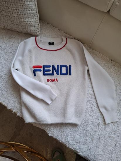 FENDI dzemper original S
