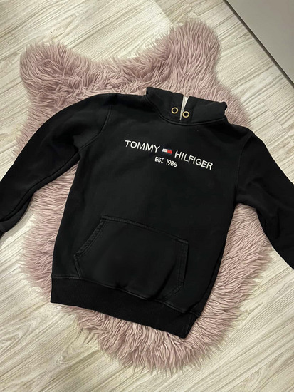 TOMMY HILFIGER