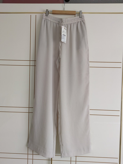 Zara pantalone
