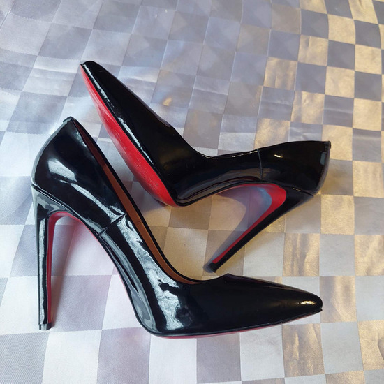 REZZ Christian Louboutin *SO KATE* cipele br 40