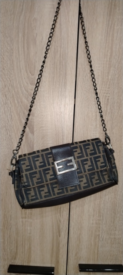 Fendi torba