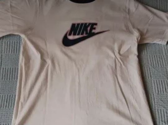 Nike vel. L