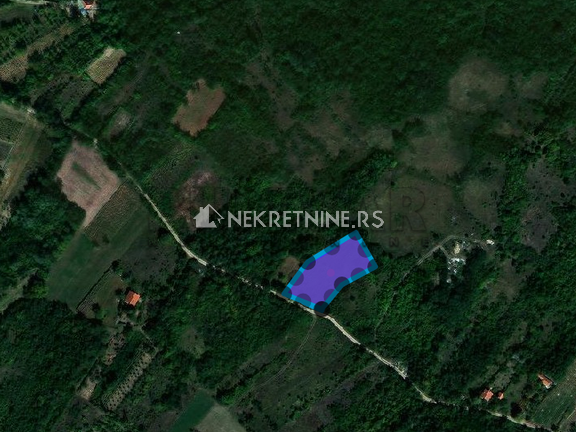 U ponudi odlično zemljište 1016m2, na putu Kamenica- Gornji Matejevac