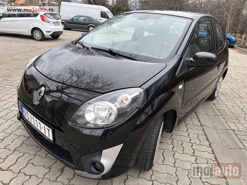 Renault Twingo 1,2 8V Citaj opis