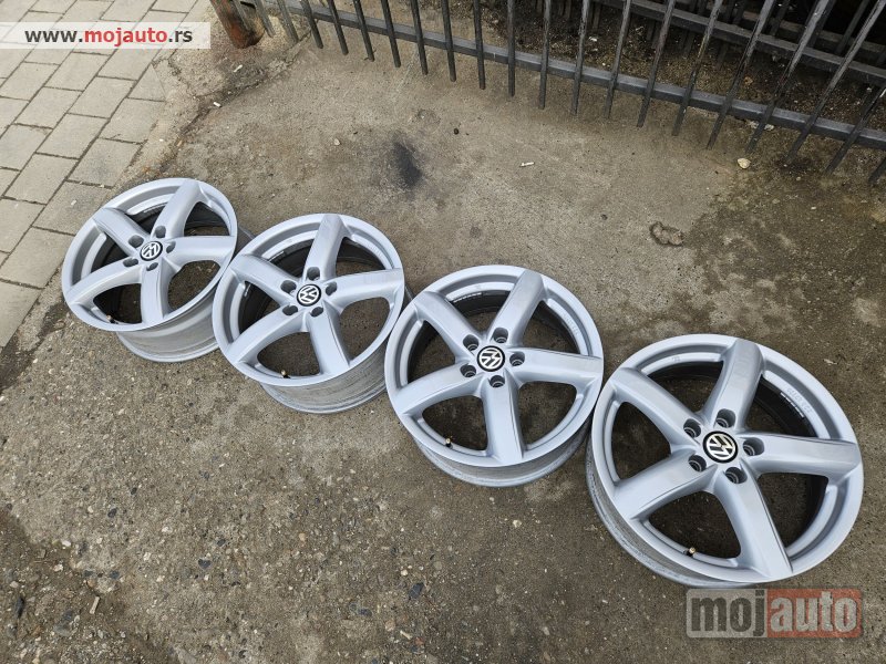 AluFelne 17Coli 5x112 Volkswagen Audi Skoda Mercedes kao nove