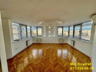 110m² 1.600€
Beograd, Novi Beograd, Blok 29, Bulevar Zorana Đinđića