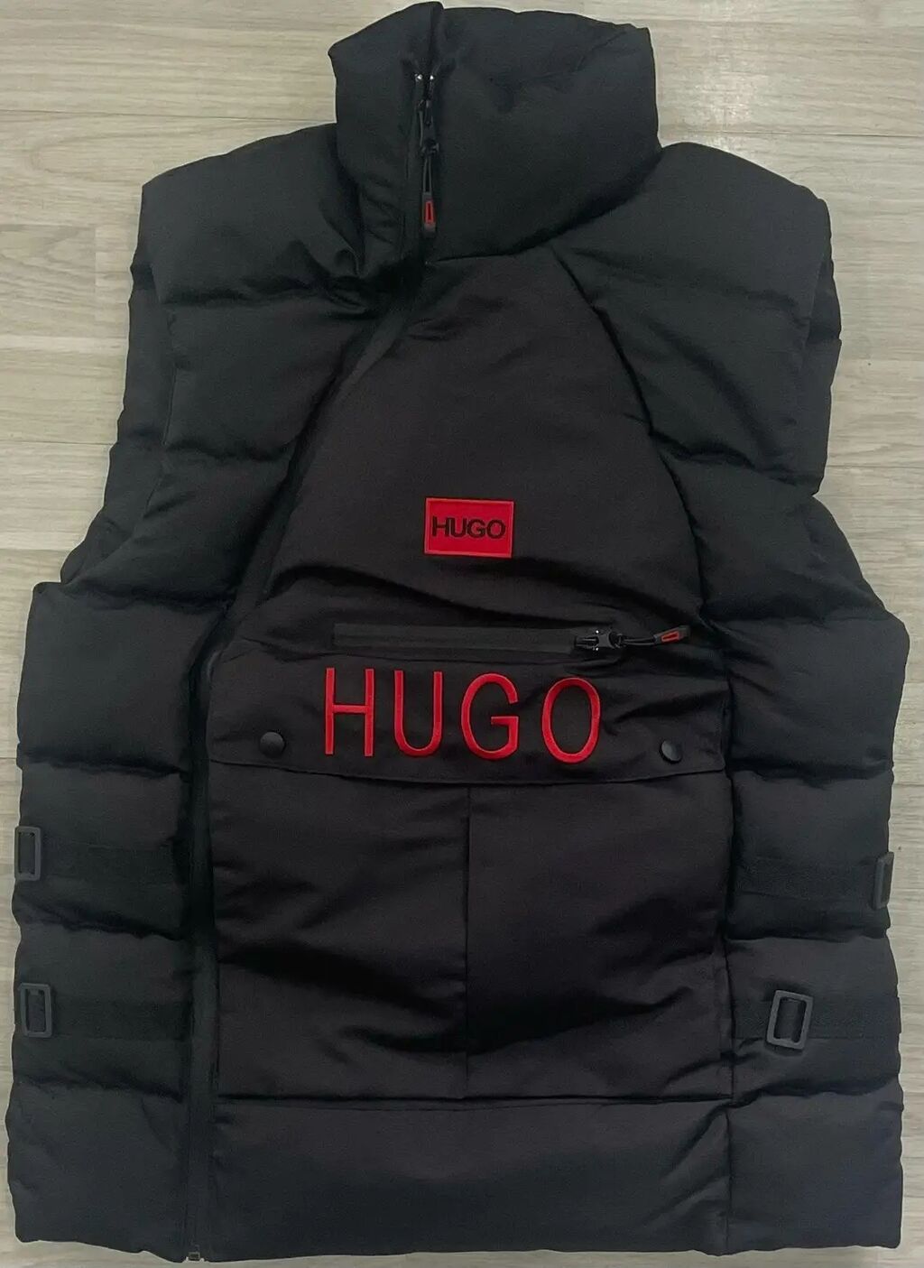 Prsluk Hugo Boss, bоја - Crna