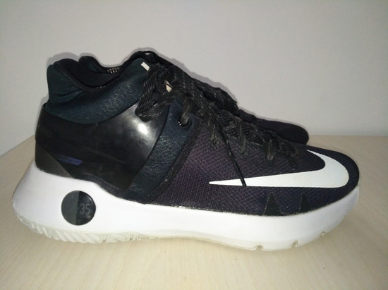 Nike TREY muske patike za kosarku broj 42 ORIGINAL