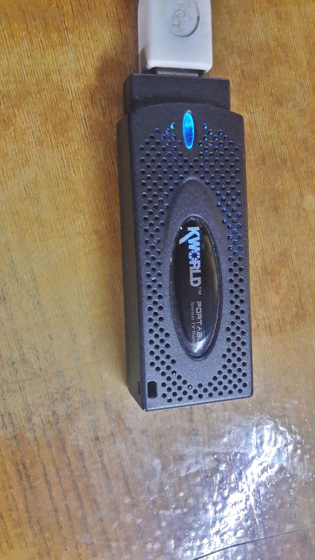 KWorld PVR-TV 300U USB2.0 TV Box Brand KWorld Model PVR-TV 300U
