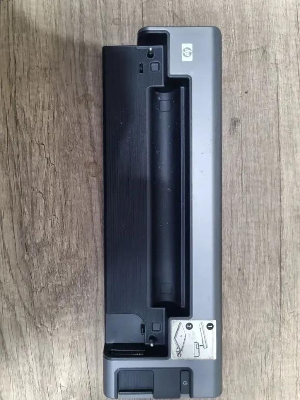 Dock HP 2400. ispravno