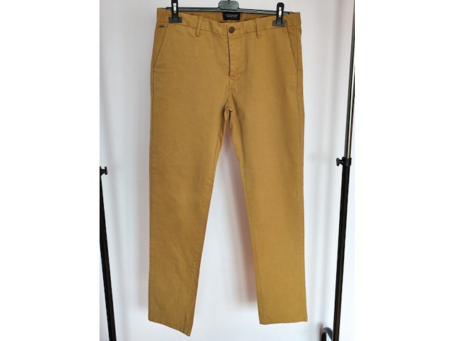 Brutalne svetlo braon Scotch &; Soda Stuart chino pantal