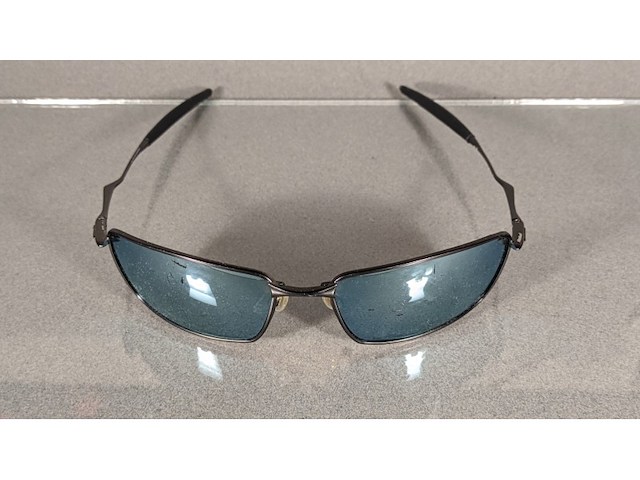 Oakley Square Whisker original