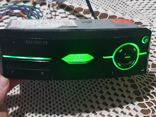 SU-20178 Auto Radio Receiver MP3 Player AUX USB BT
