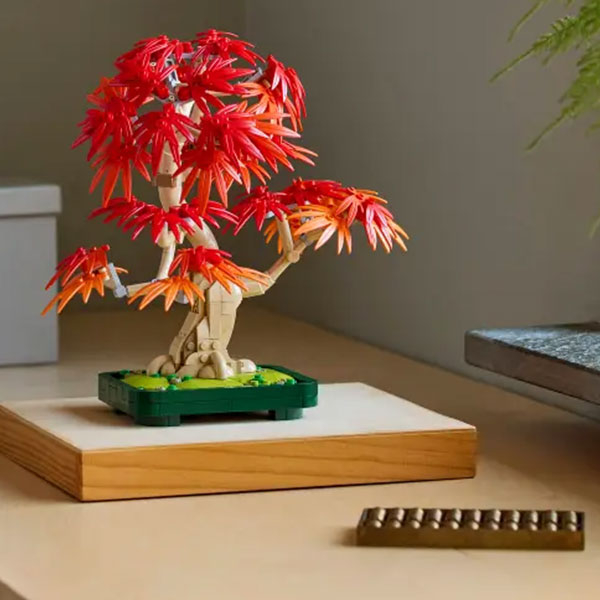 LEGO Botanicals Japanese Red Maple Bonsai Tree LE10348