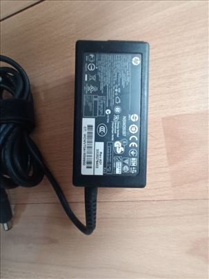 punjač (adapter) za laptop 19.5V 2.31A