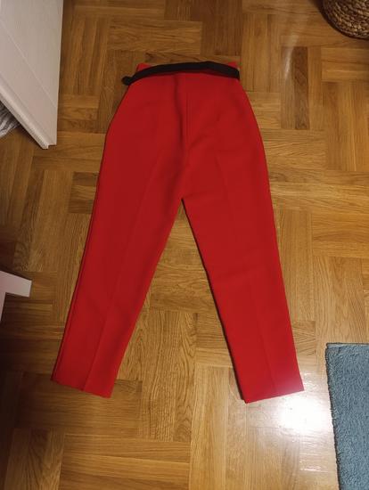 Zara pantalone i sako u odlicnom stanju