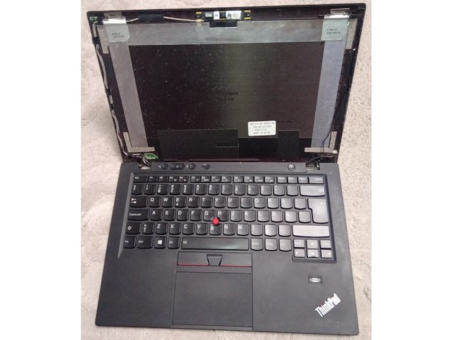 Delovi/Laptop X1 Carbon/Ima baterija/Neispravan