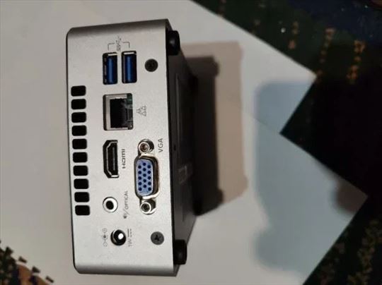Intel Nuc N3050
