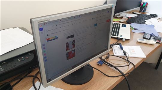 Samsung 19inca monitor, ukljuci se pa se iskljuci