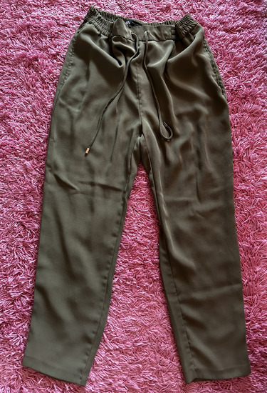 Pantalone -ZARA- RASPRODAJA