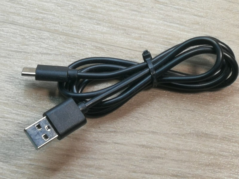 USB kabl sa tip,,C,, konektorom