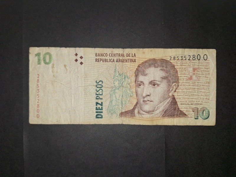 Argentina 10 pezosa 2013.