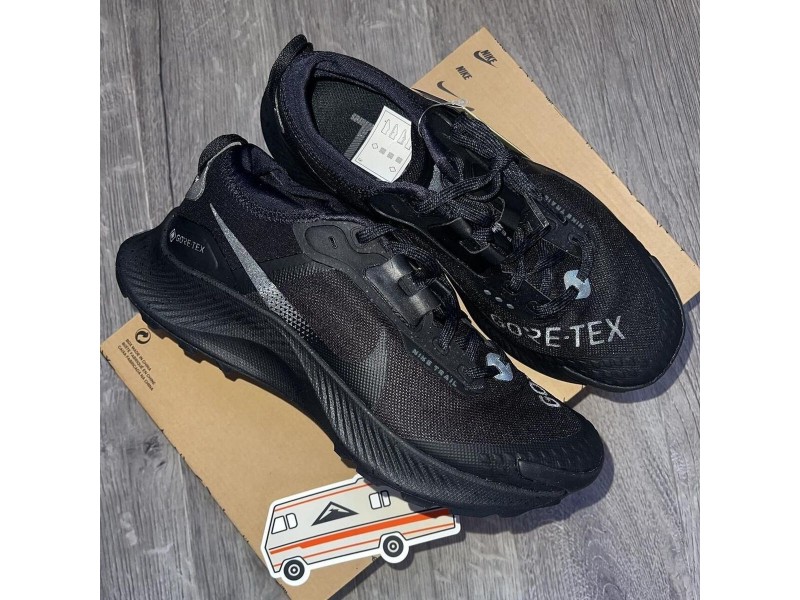 NIKE Pegasus Trail 3 GORE-TEX % WEEKEND $ALE %