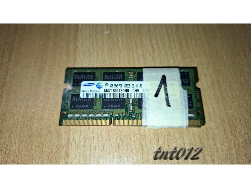 == 2 x 4Gb DDR3 RAM memorija za laptop ==