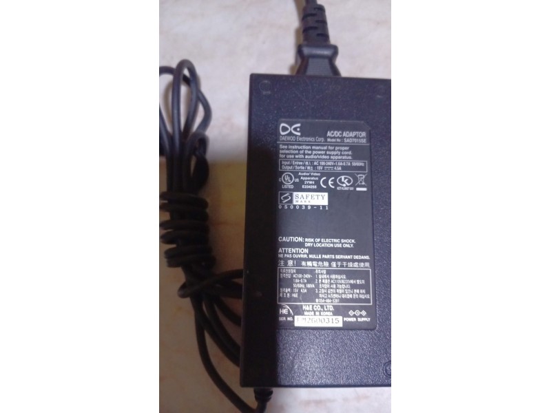Ac Dc Adapter Daewoo 15v4.5a