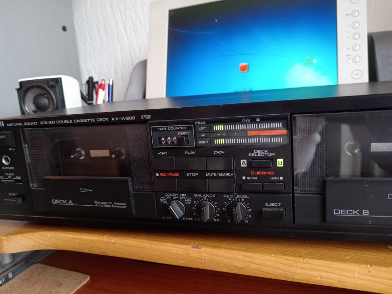 Yamaha KX-W202 (stereo dupli kasetni dek)