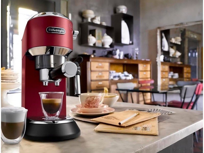 DELONGHI ESPRESSO KAFE APARAT,VODA,PARA,NOVI MODEL