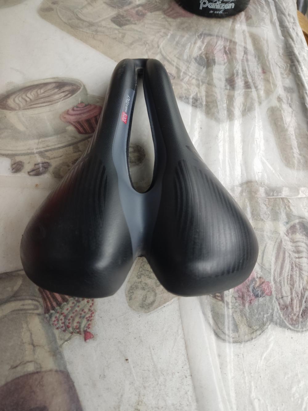 Sedlo – Selle SMP Hybrid