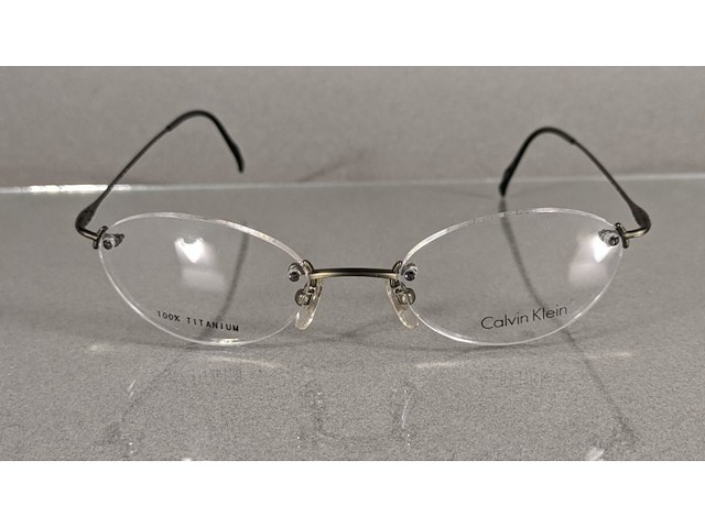 Calvin Klein 520 100% Titanium original