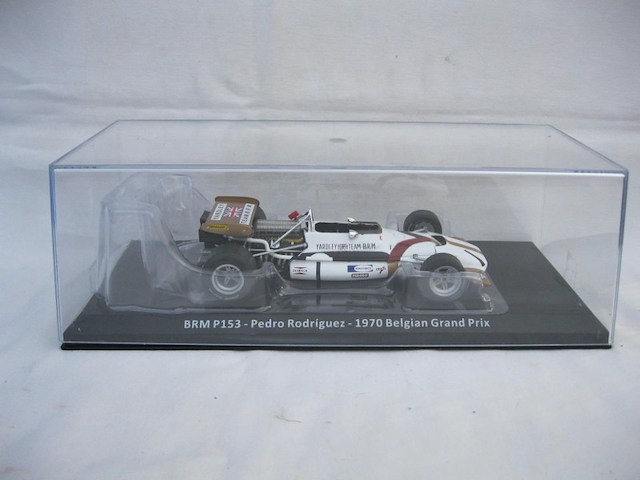1:24 hachette BRM P153