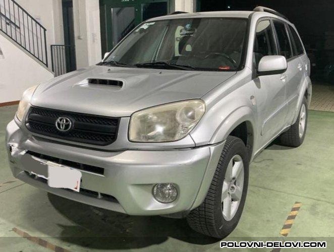 Toyota RAV 4 2.0 D4d Kompletan Auto U Delovima