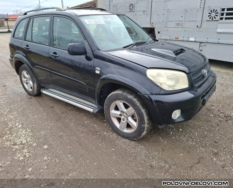 Toyota RAV 4 2.0 D4d Kompletan Auto U Delovima