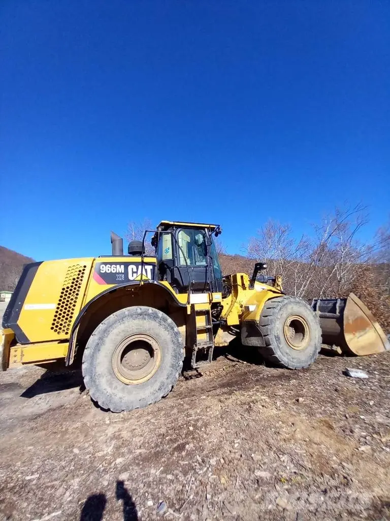 CAT 966 M