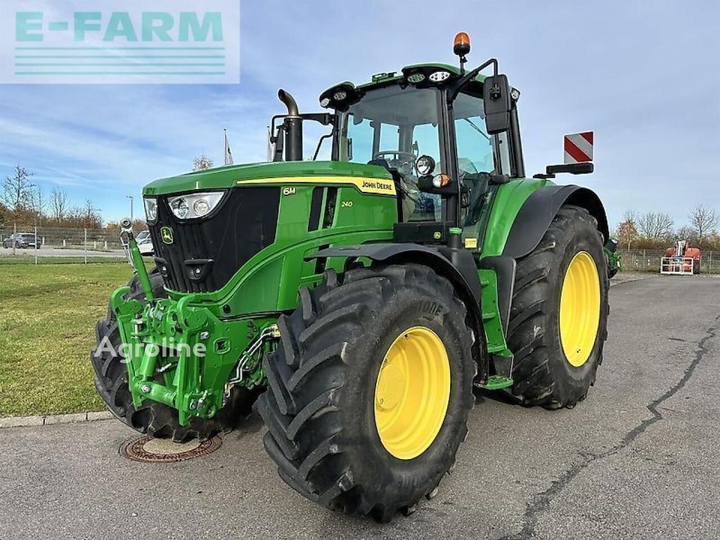 John Deere 6m 240 traktor točkaš