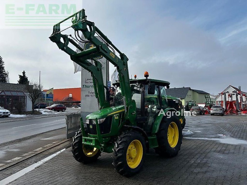 John Deere 5067 e traktor točkaš
