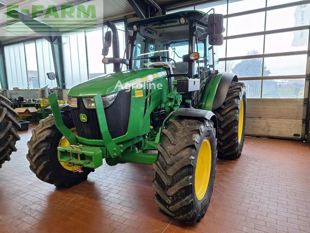 John Deere 5100m traktor točkaš