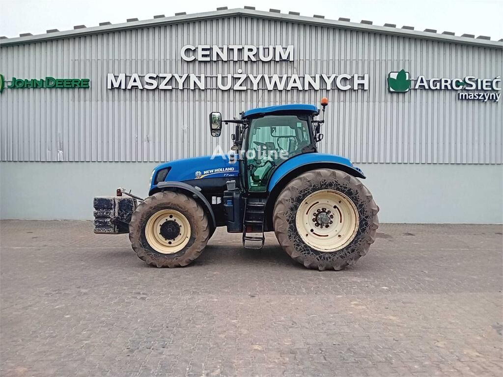 New Holland T7.250 traktor točkaš