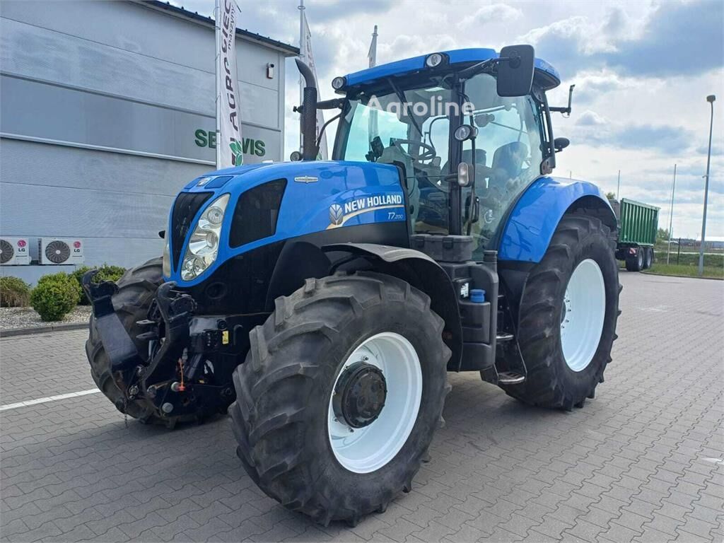 New Holland T7.200 traktor točkaš