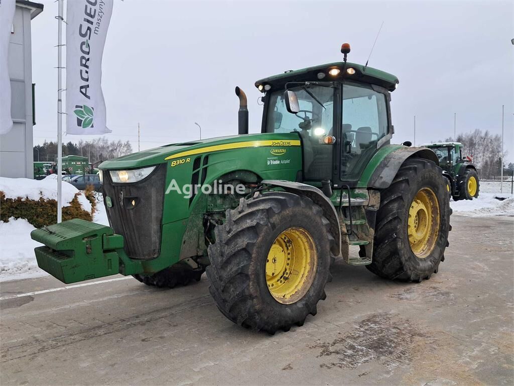 John Deere 8310R traktor točkaš