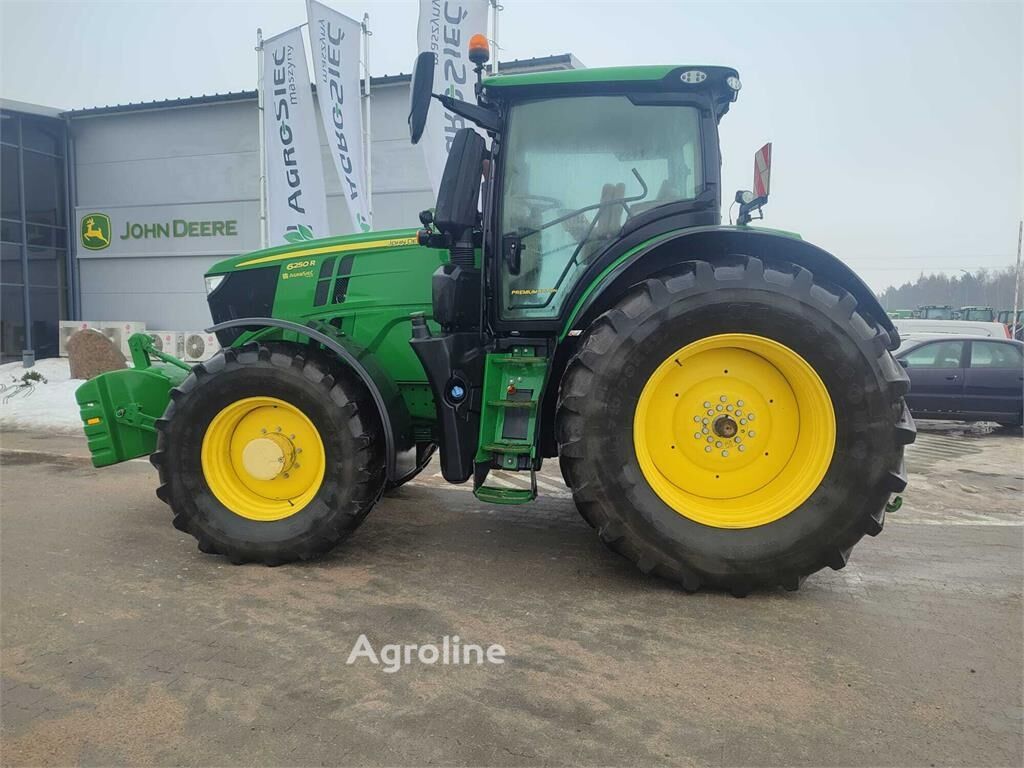 John Deere 6250R traktor točkaš