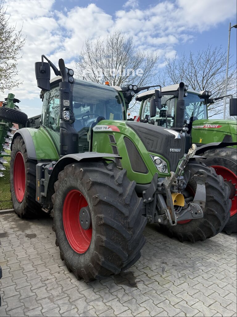 Fendt 718 Vario S4 ProfiPlus traktor točkaš