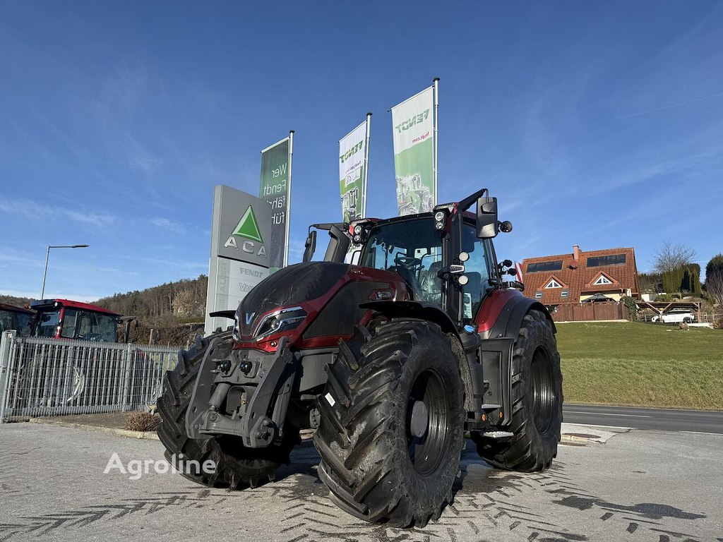 Valtra Q305 traktor točkaš